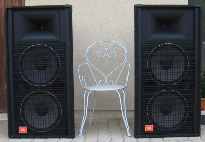 Baffles - Ital location